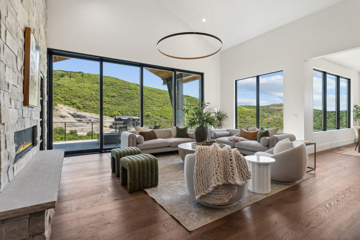 Soaring Hawk Lot 51 – Budingen Architecture