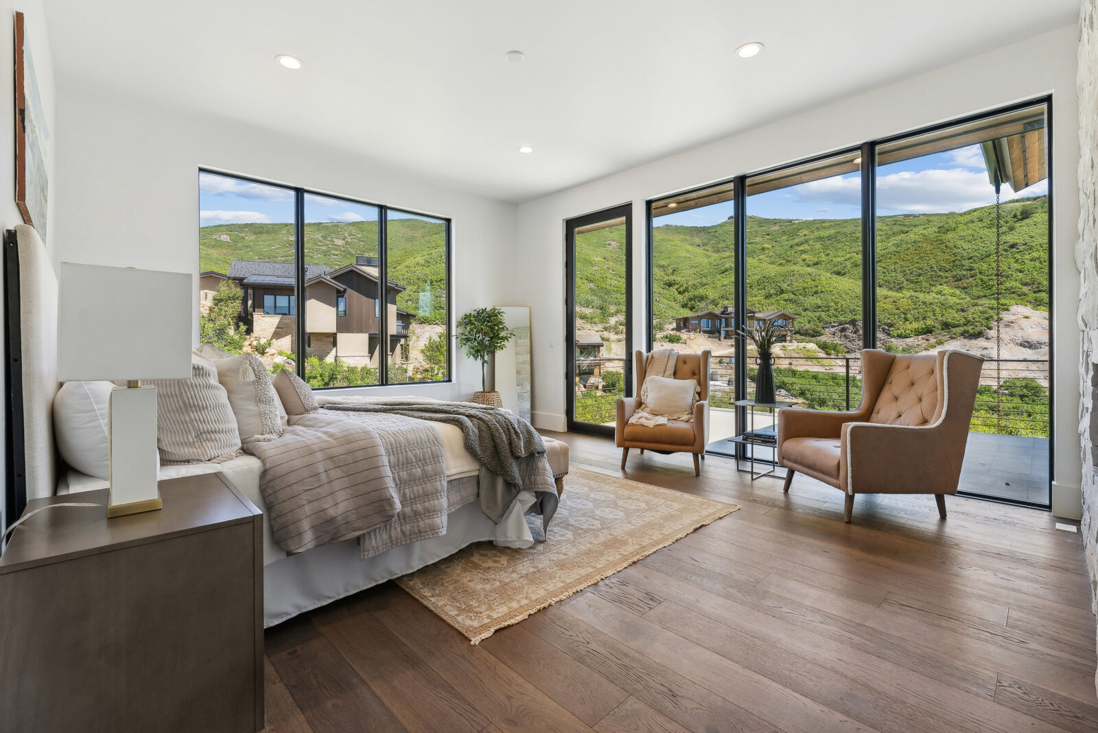 Soaring Hawk Lot 51 – Budingen Architecture